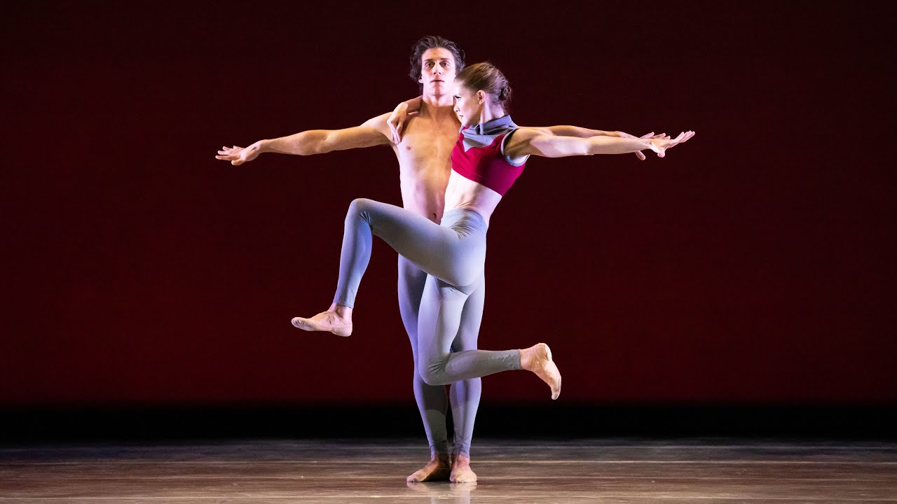 Emily Adams – CHOREOGRAPHER